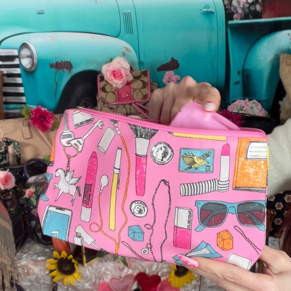 Accessories | Giveaway | Poshmark